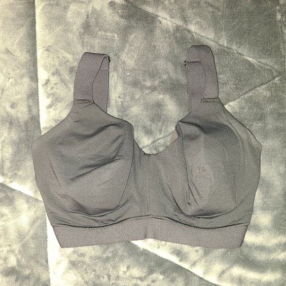 Natori | Intimates & Sleepwear | Natori Dynamic Black Sport Bra 32g ...